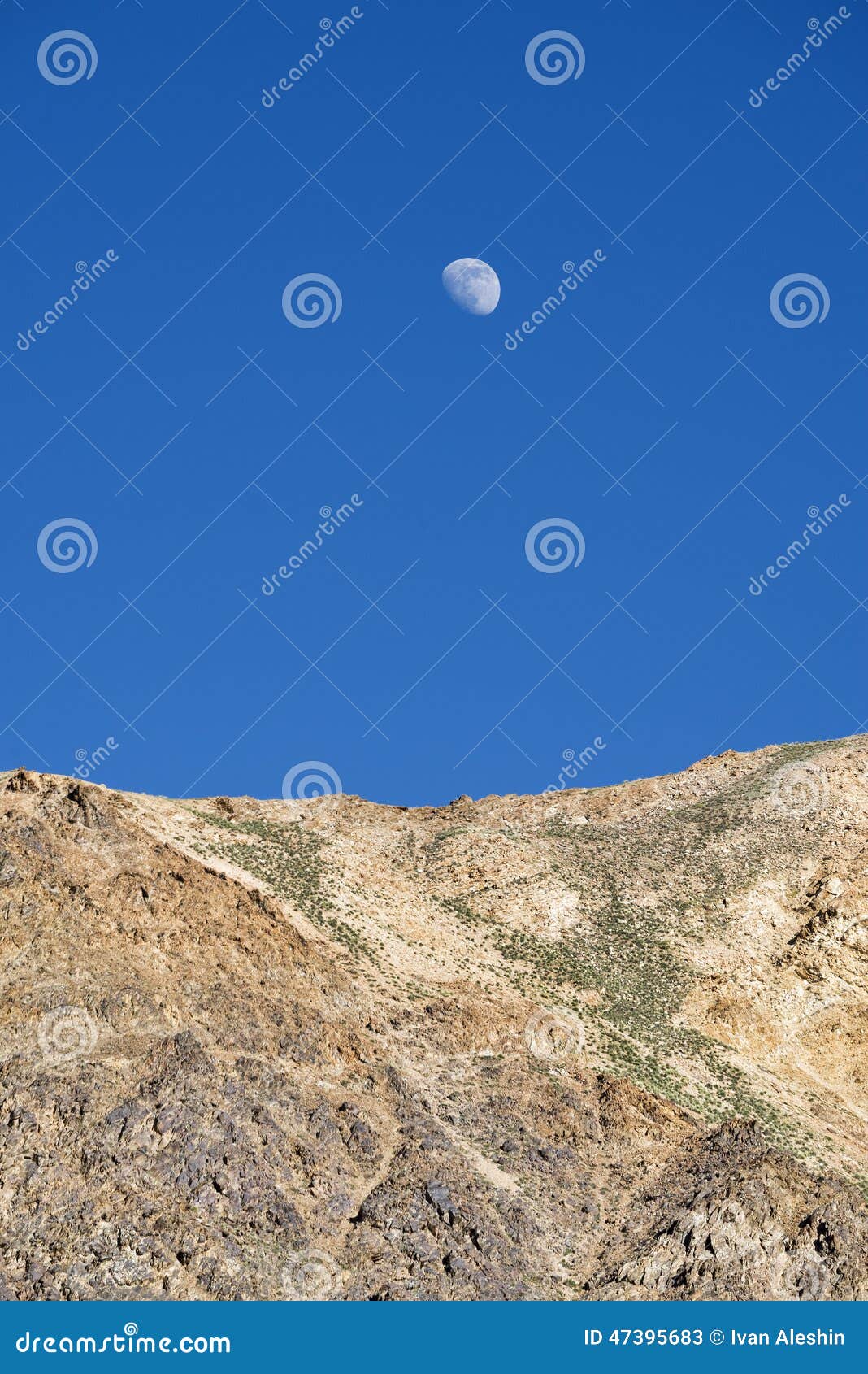 Moon over desert mountains stock image. Image of landscape - 47395683