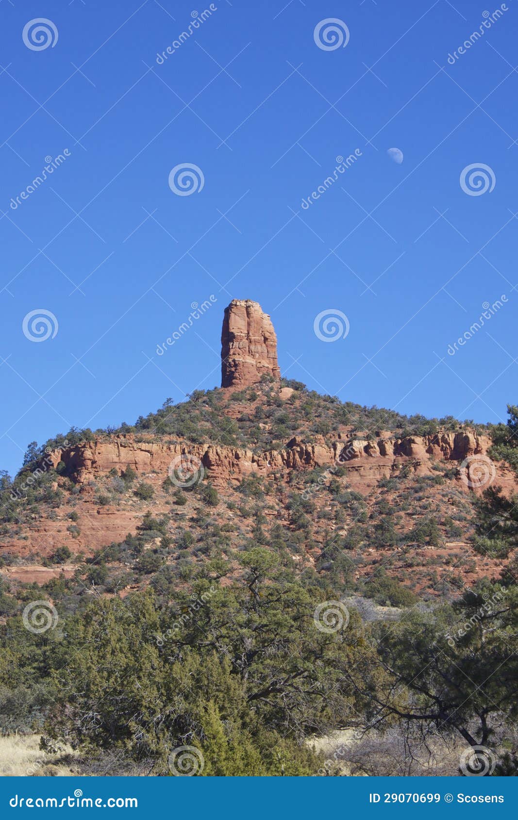 Moon Over Red Rock Formation Stock Image - Image of outdoors, moon ...