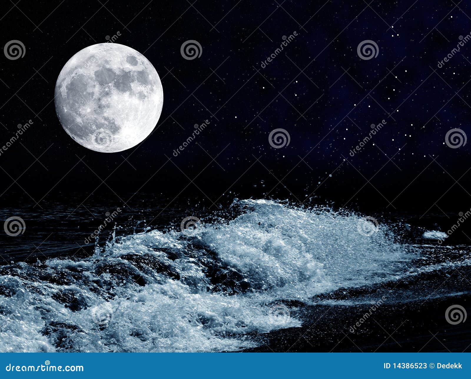 Moon over the sae stock image. Image of dreams, concept - 14386523