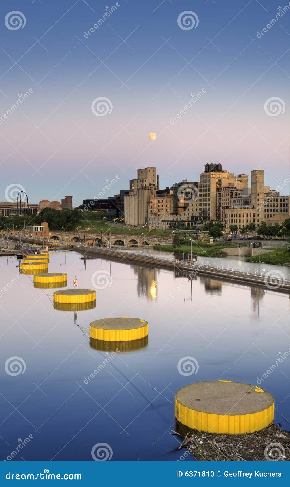 Moon Over St Anthony Falls Lock & Dam Stock Photo - Image of high, city ...