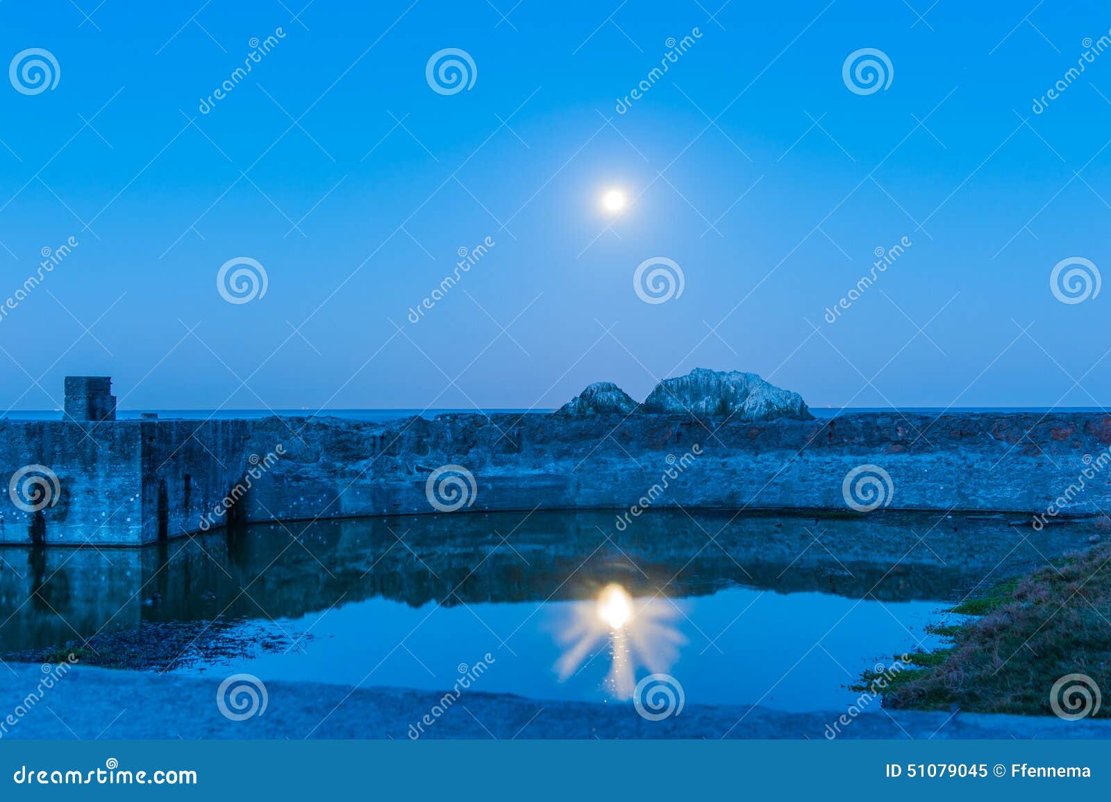 Moon Reflected in a Pool of Water on Coast Stock Image - Image of light ...