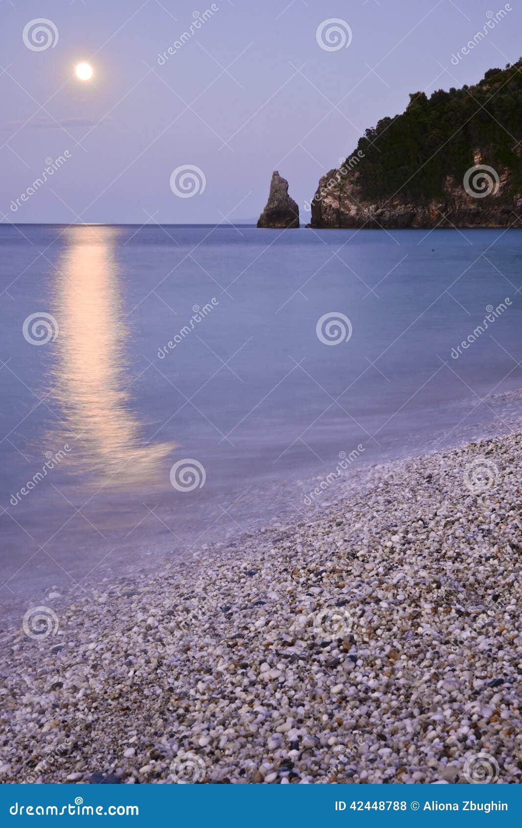 Moon with Reflection Over the Sea Stock Photo - Image of nature, beauty ...