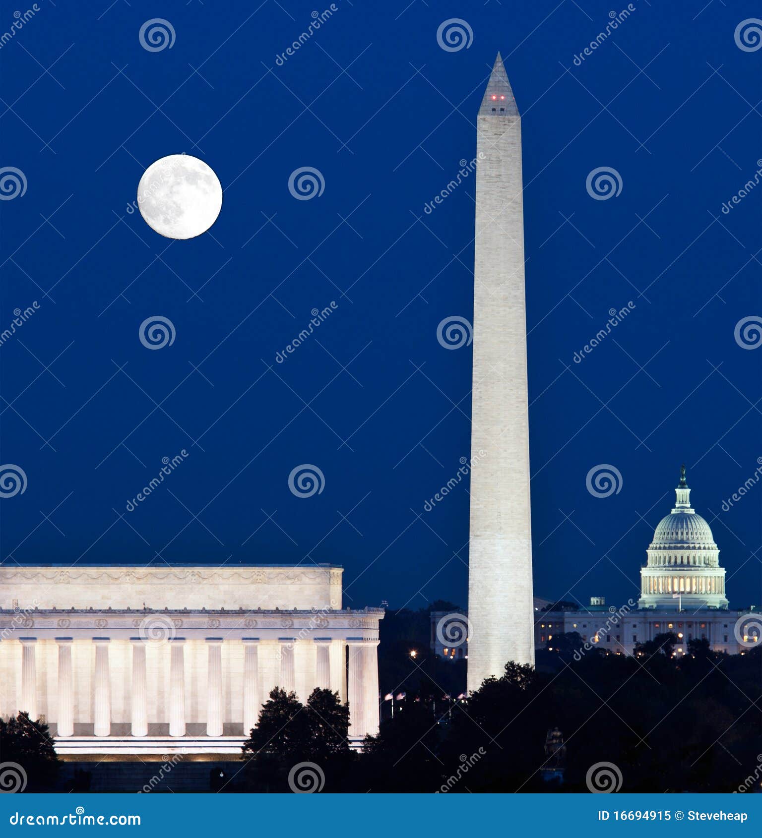 Moon Rising in Washington DC Stock Image - Image of architecture ...