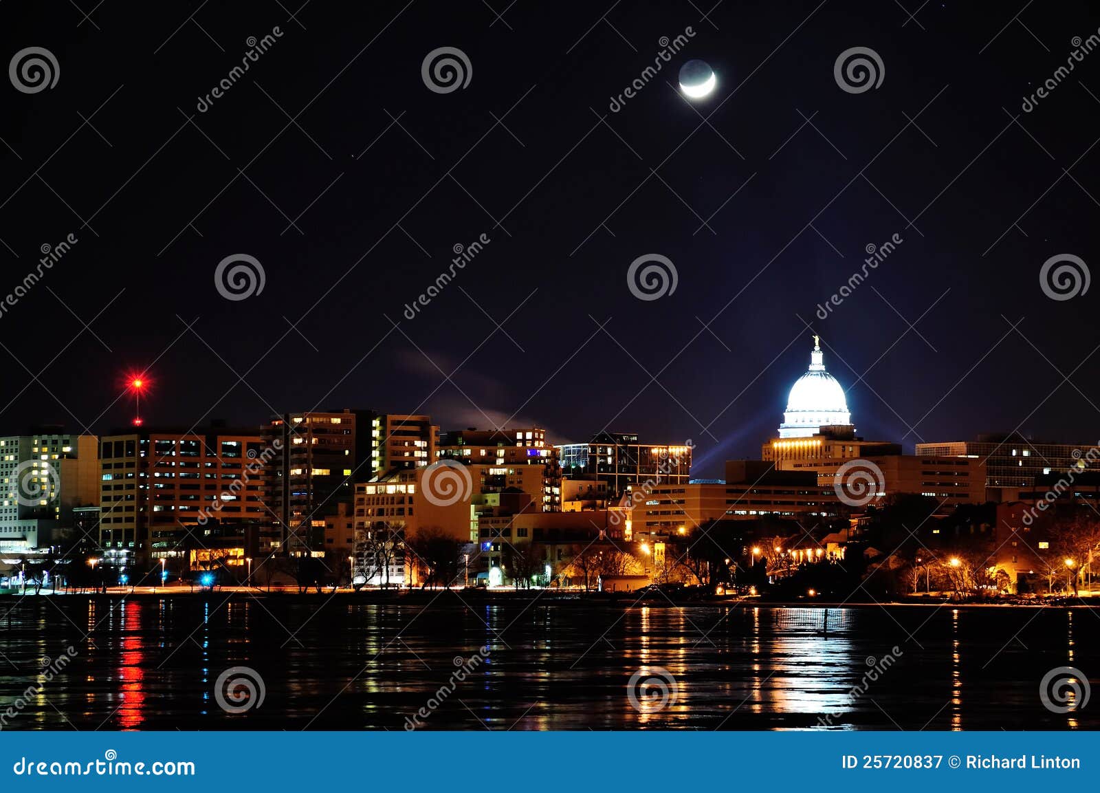 Moon set over Madison stock image. Image of capitol, frigid - 25720837