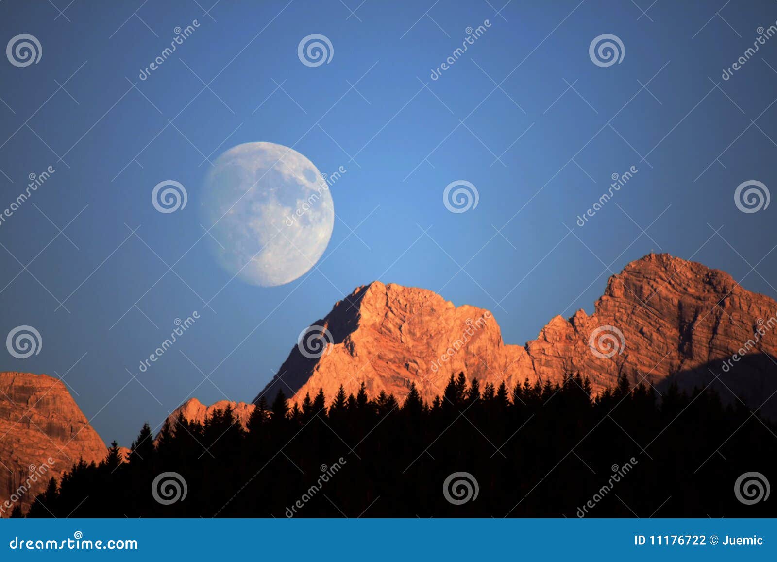 Moonrise stock photo. Image of reddish, dusk, nature - 11176722