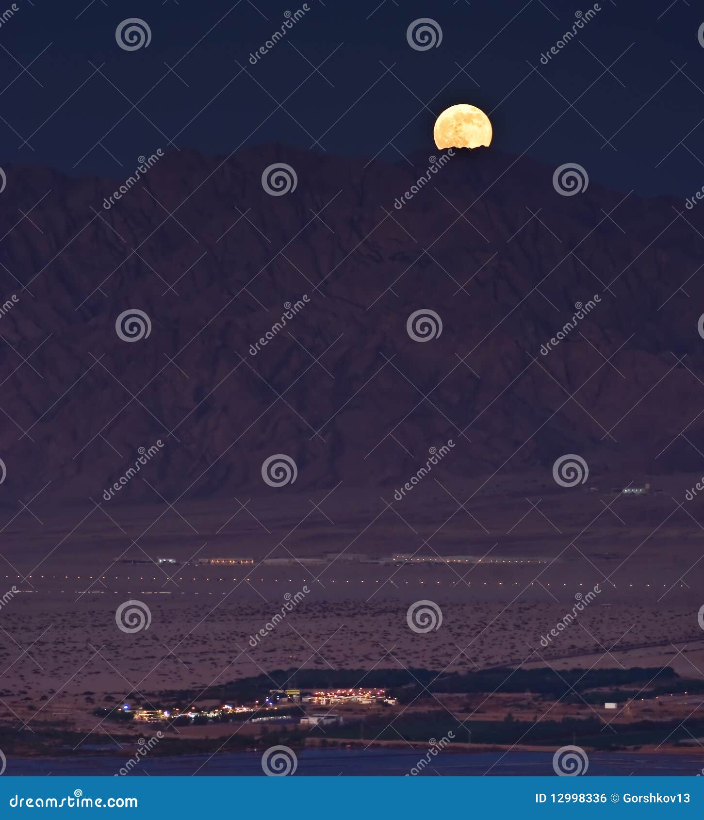Moonrise in Desert of Arava Stock Photo - Image of lamps, scene: 12998336