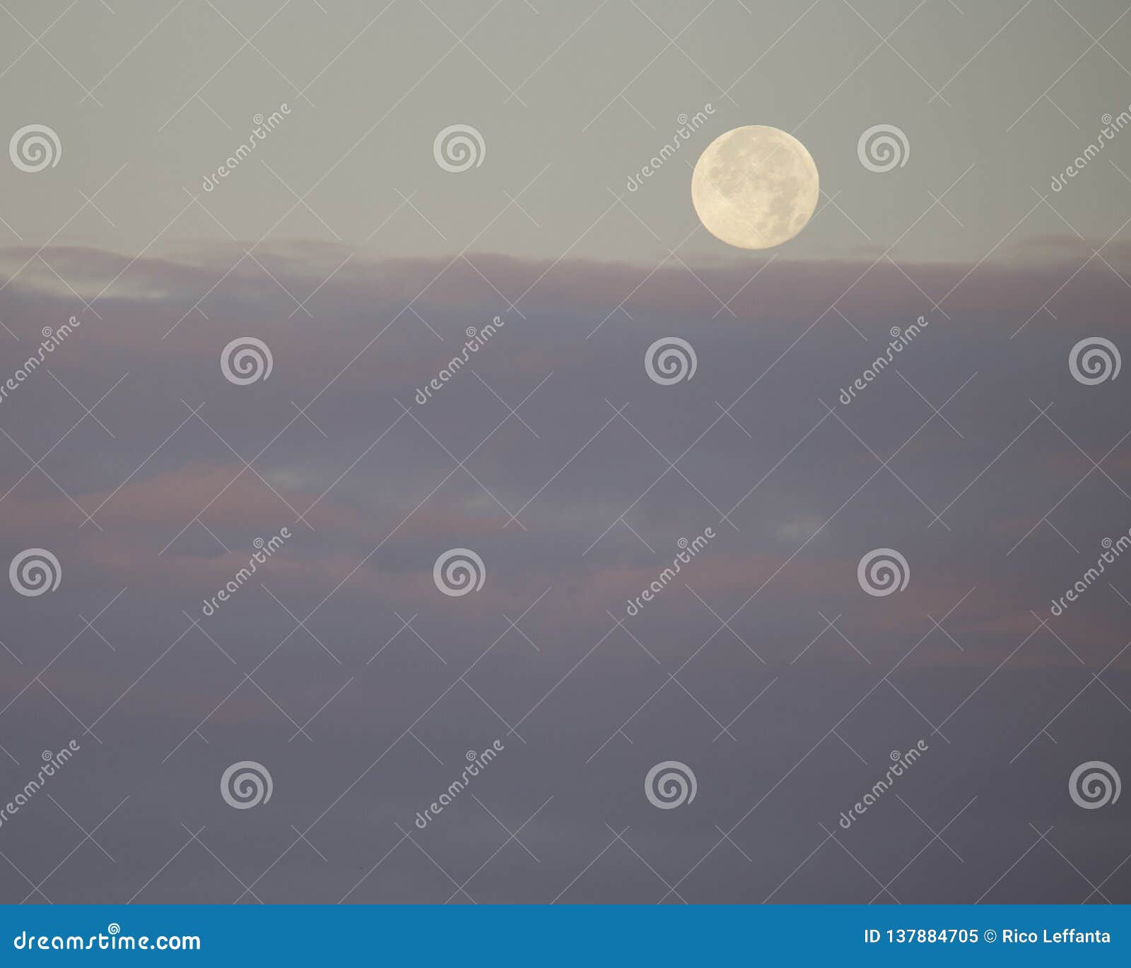 Moonset stock image. Image of moonset, lune, full, setting - 137884705