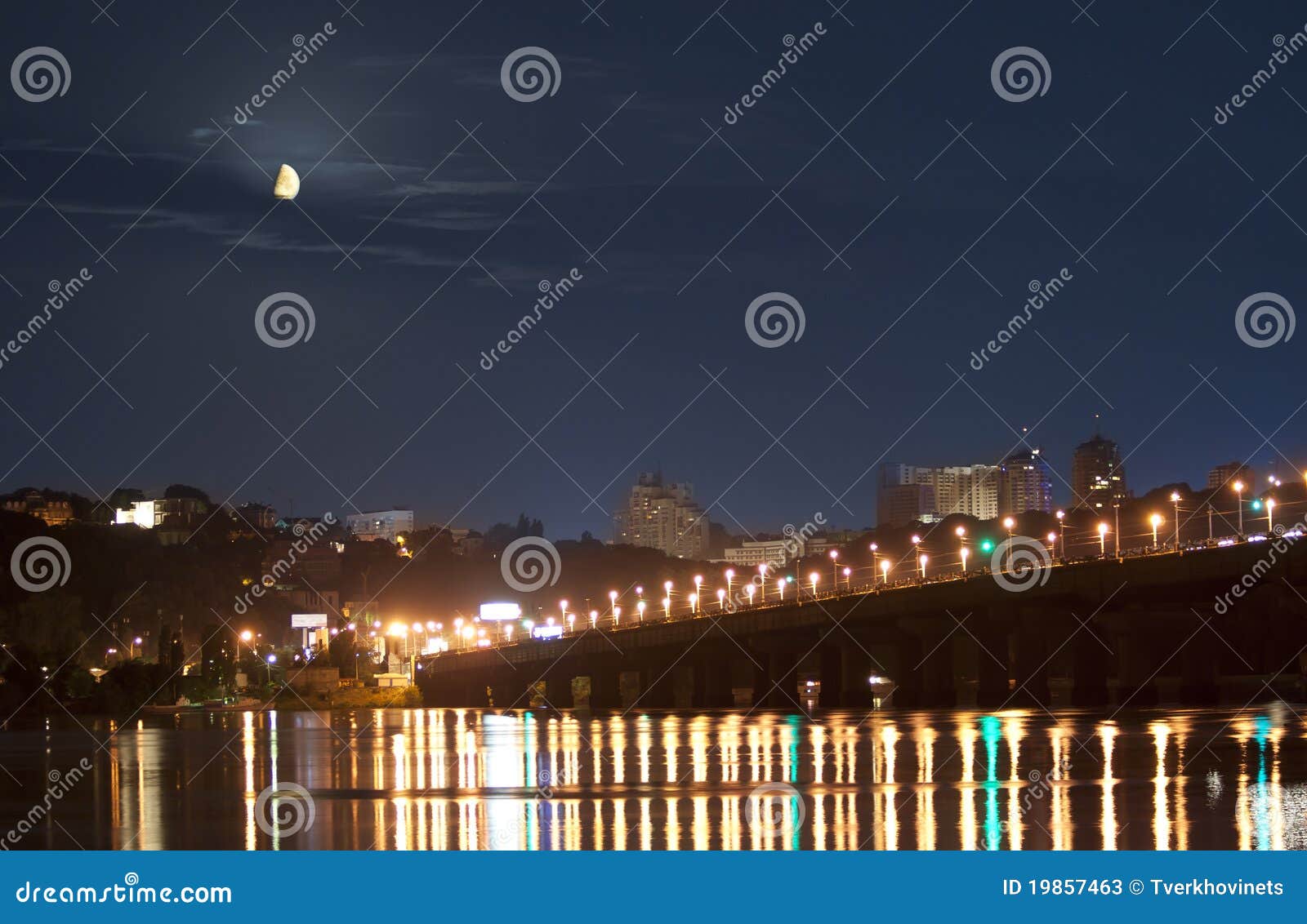 Moonset in Kiev Over Dnieper River in Lights Stock Image - Image of ...