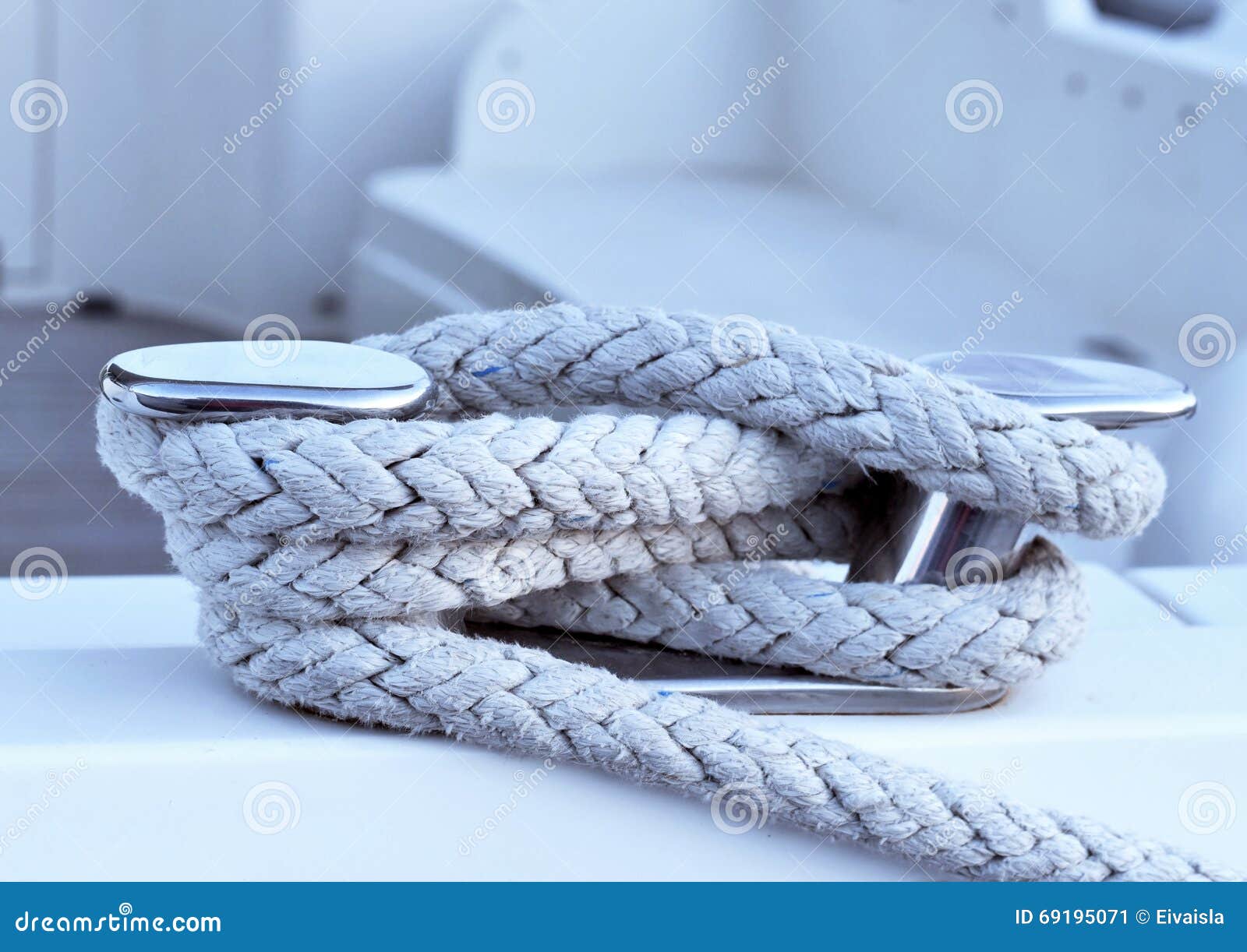 Moored Rope on a Luxury Yacht Stock Image - Image of sport, towing ...