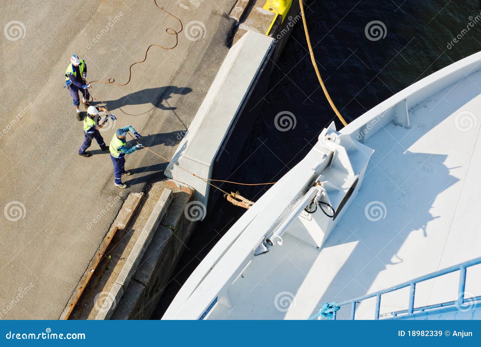 Mooring of a ship stock image. Image of deck, land, hard - 18982339