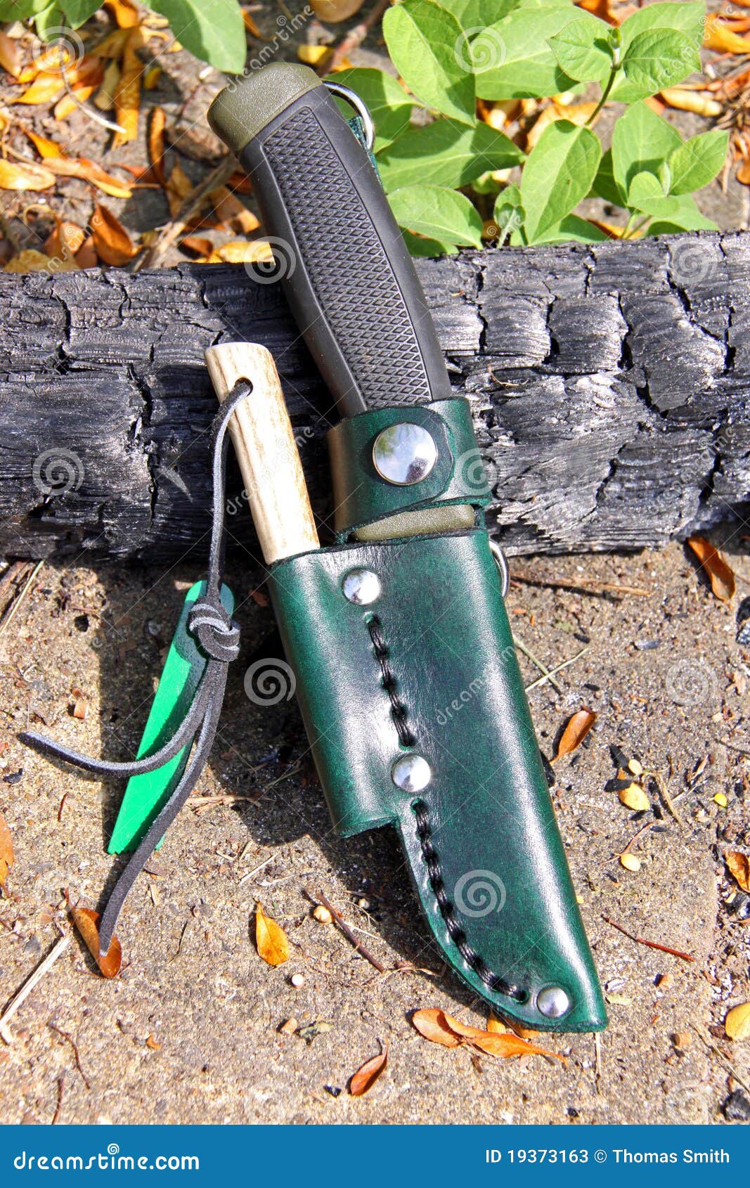 Mora Clipper 860 knife stock image. Image of knives, artistic - 19373163