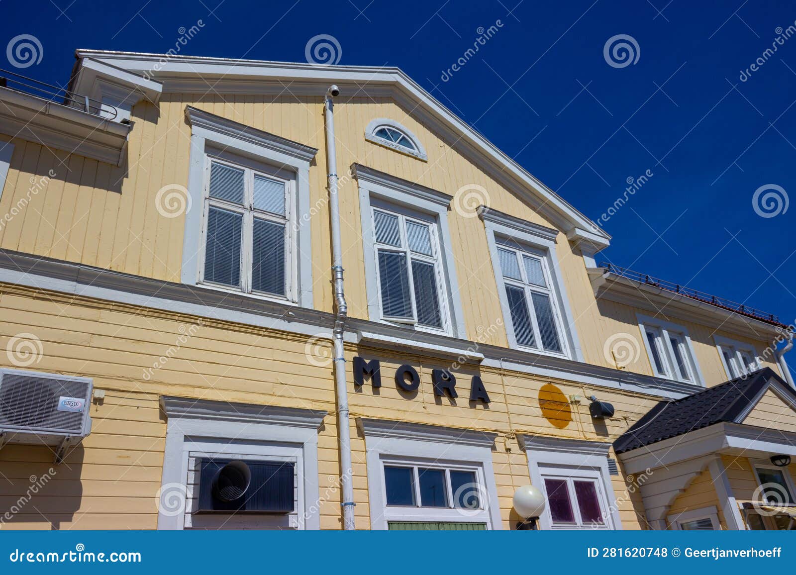 Mora train station editorial stock photo. Image of property - 281620748