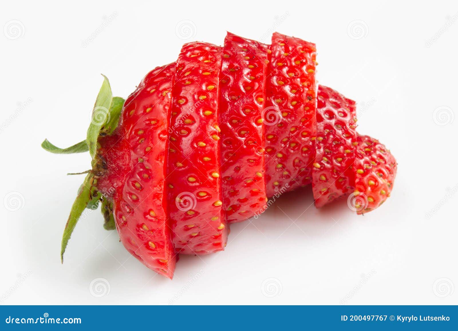 Morango Fatiado Em Fundo Branco Imagem de Stock - Imagem de sobremesa ...