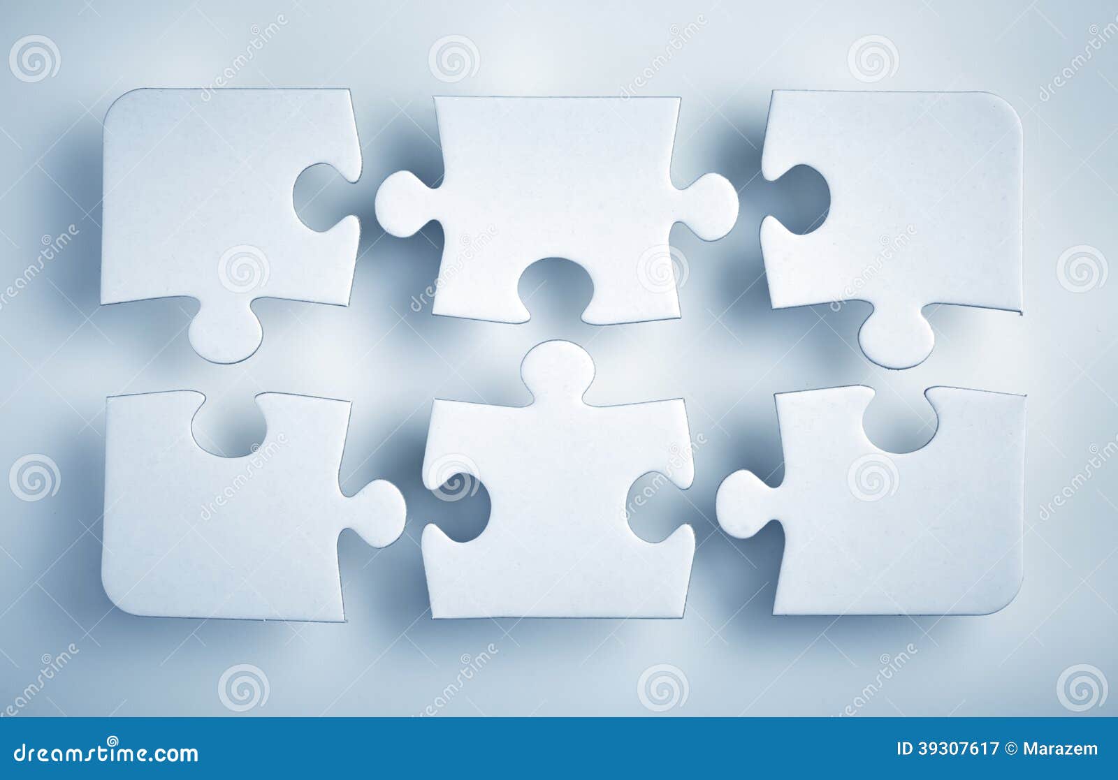 Morceaux de puzzle image stock. Image du medias, configuration - 39307617