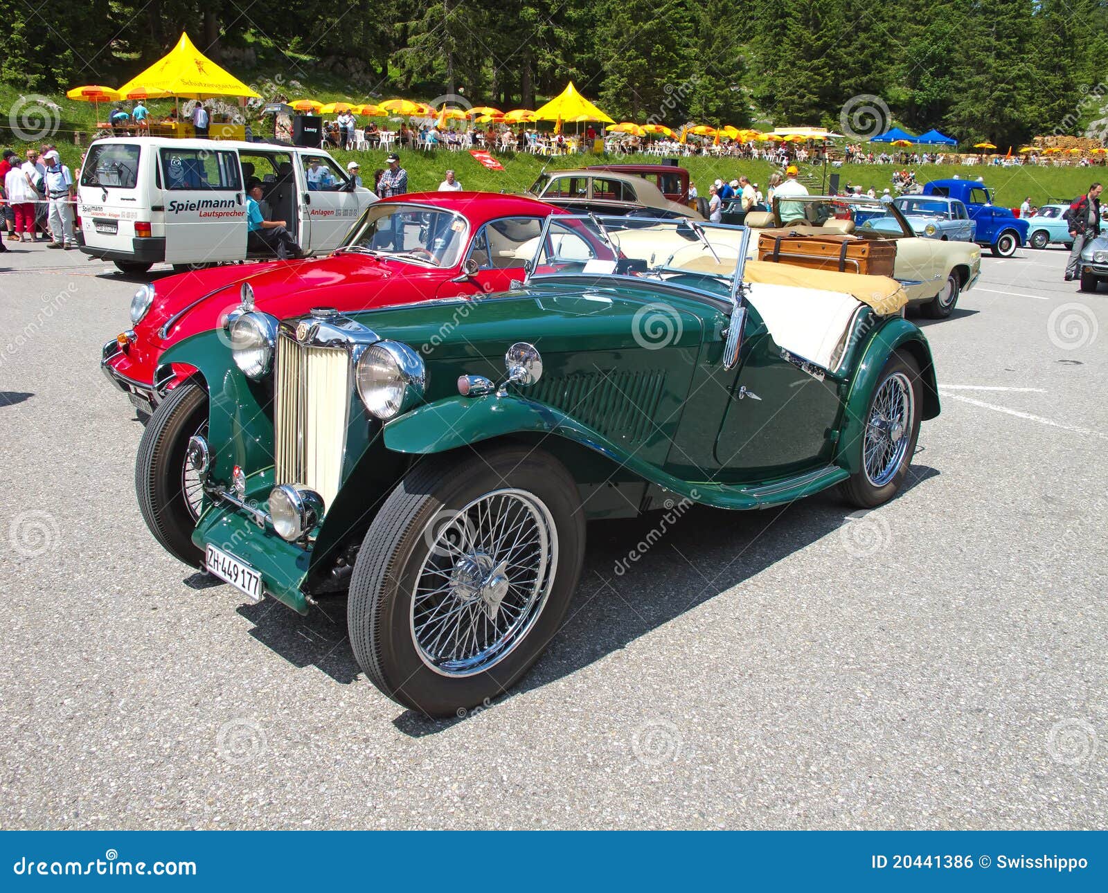 Morgan MG Plus Four editorial photo. Image of headlight - 20441386