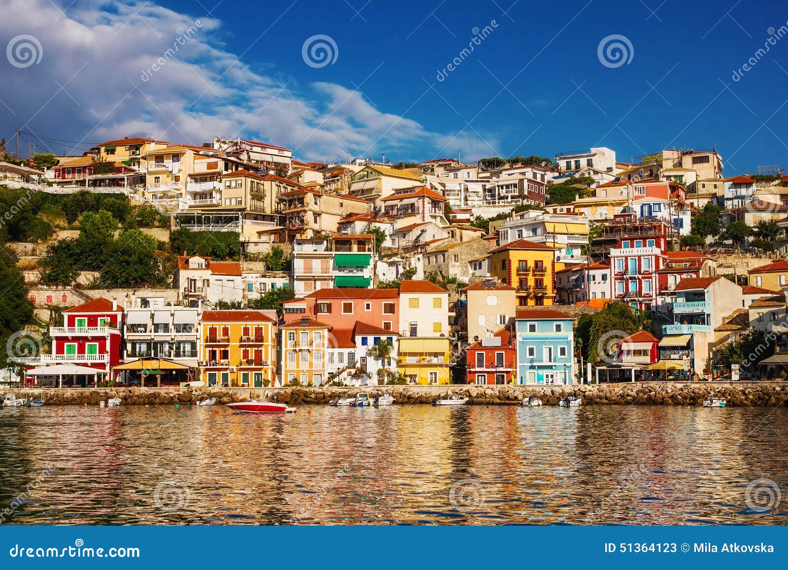 Morgonsikt Av Parga, Grekland Fotografering för Bildbyråer - Bild av ...