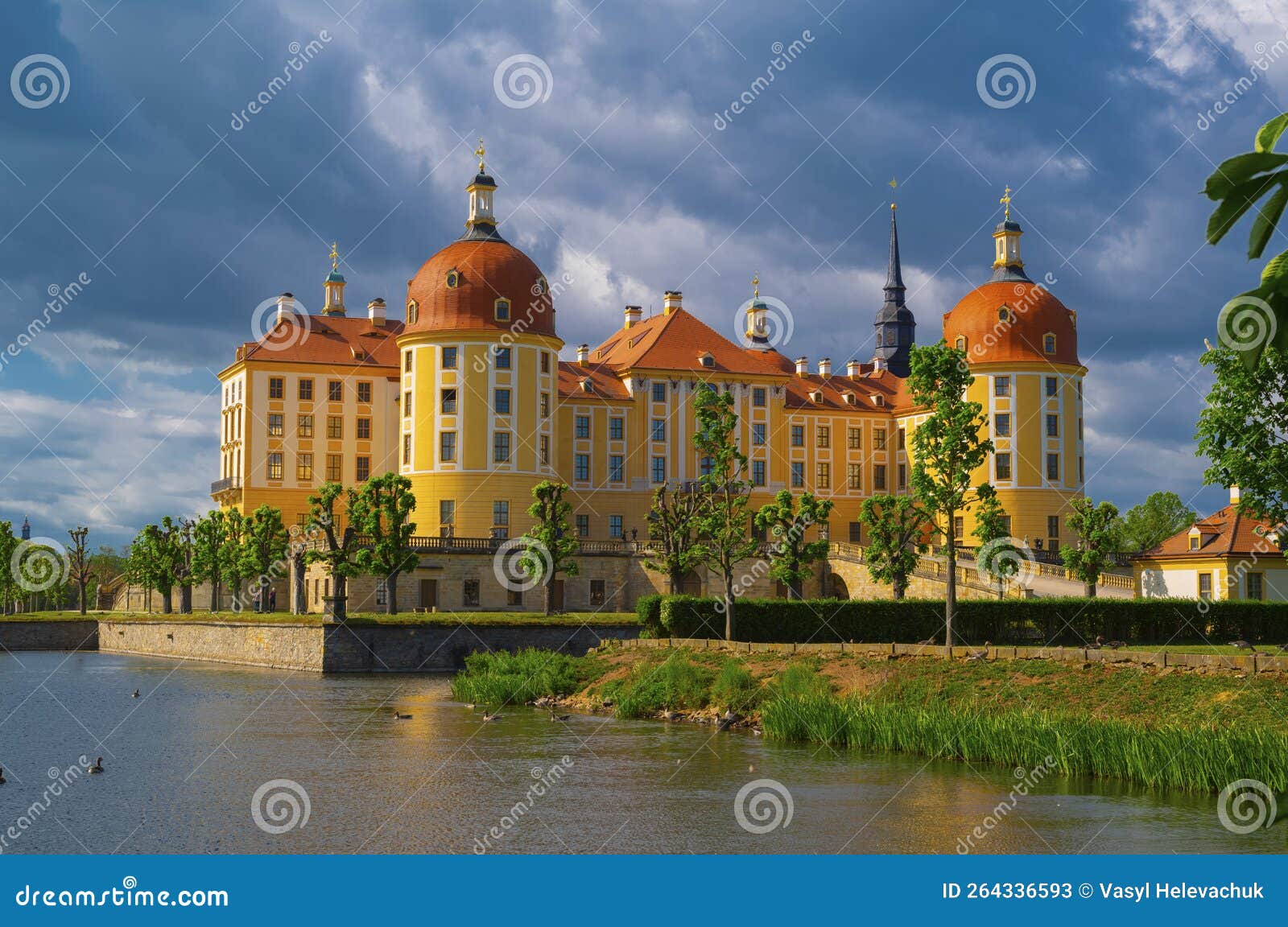 Moritzburg Castle Baroque Castle. on the Lake Moritzburg, Saxony ...