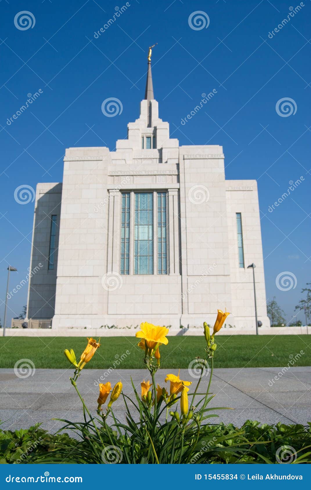 Mormon Kiev Ukrainian Temple Stock Photo - Image of angel, saints: 15455834