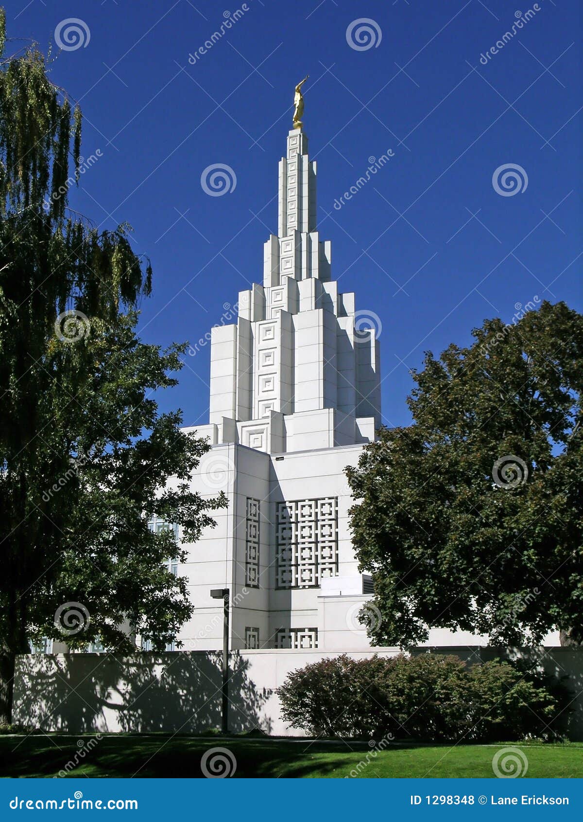 Mormon Temple Stock Photo | CartoonDealer.com #1298348