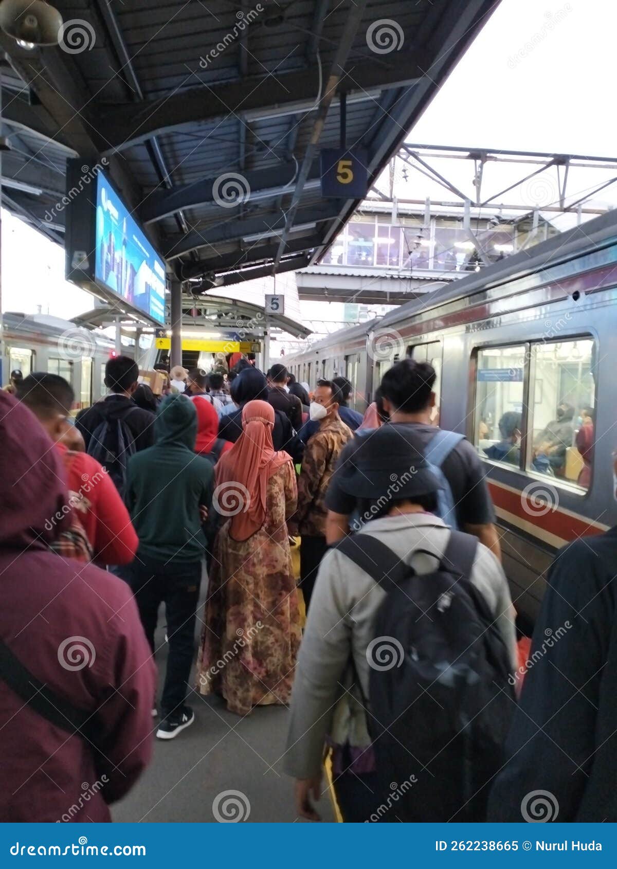 Morning Activity at the Train Station Editorial Image - Image of ...