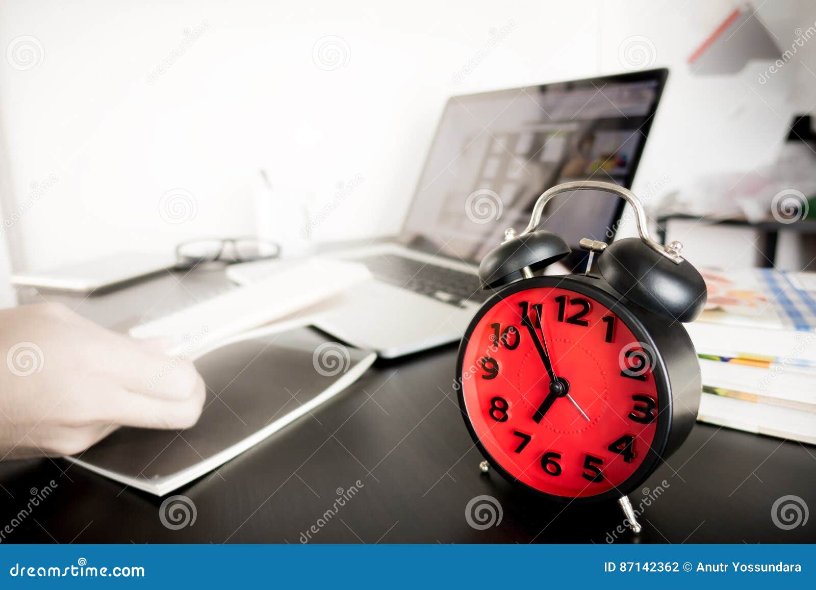 Morning Alarm Clock on Working Computer Desk Stock Photo - Image of ... Morning Alarm Clock on Working Computer Desk Stock Photo - Image of ...