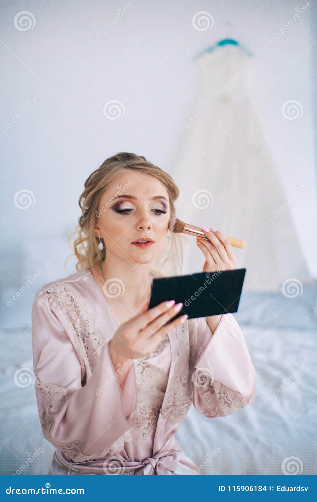 Morning of the bride. stock photo. Image of client, cosmetic - 115906184