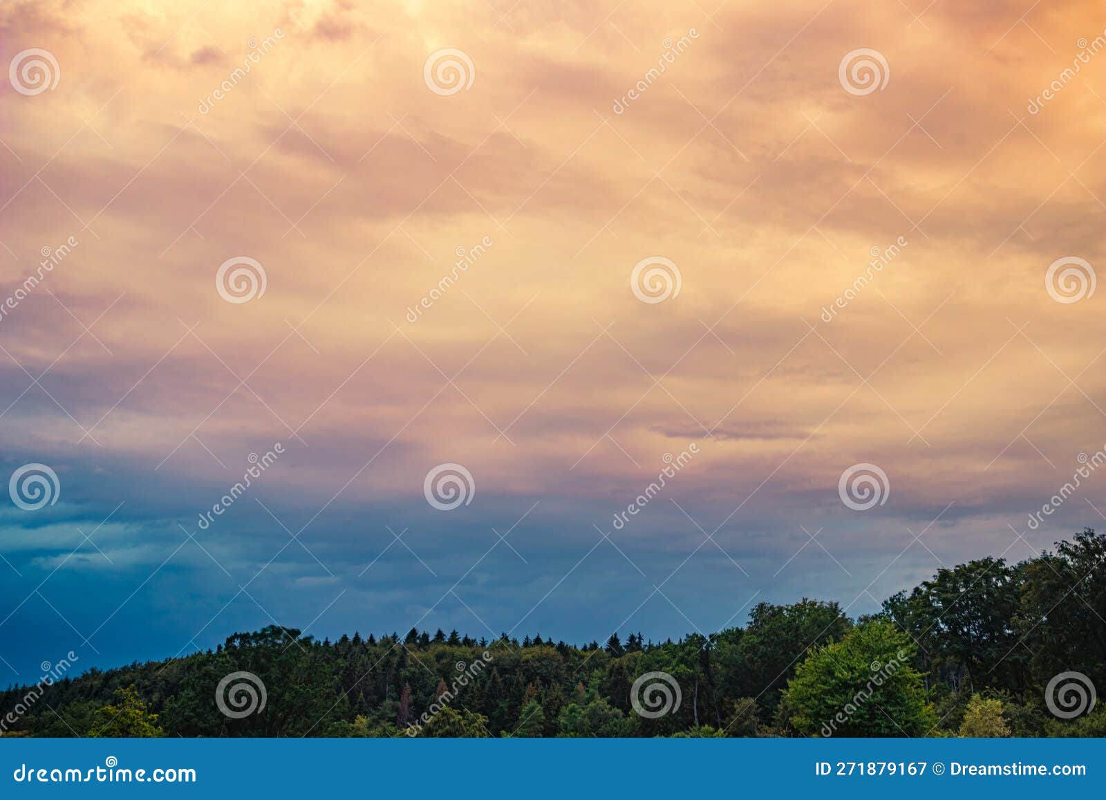 Morning Landscape on an Overcast Day at the Fields. Cloudy Weather ...