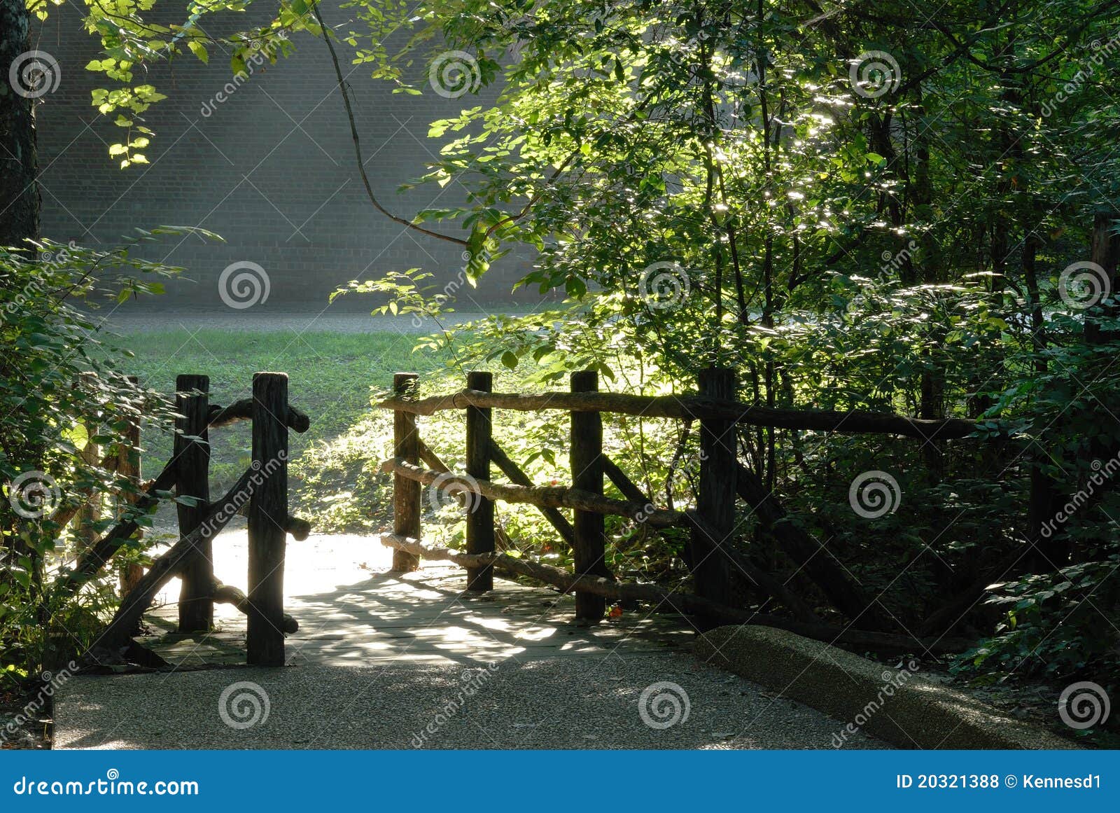 Morning Light on Foot Bridge Stock Photo - Image of railing, post: 20321388