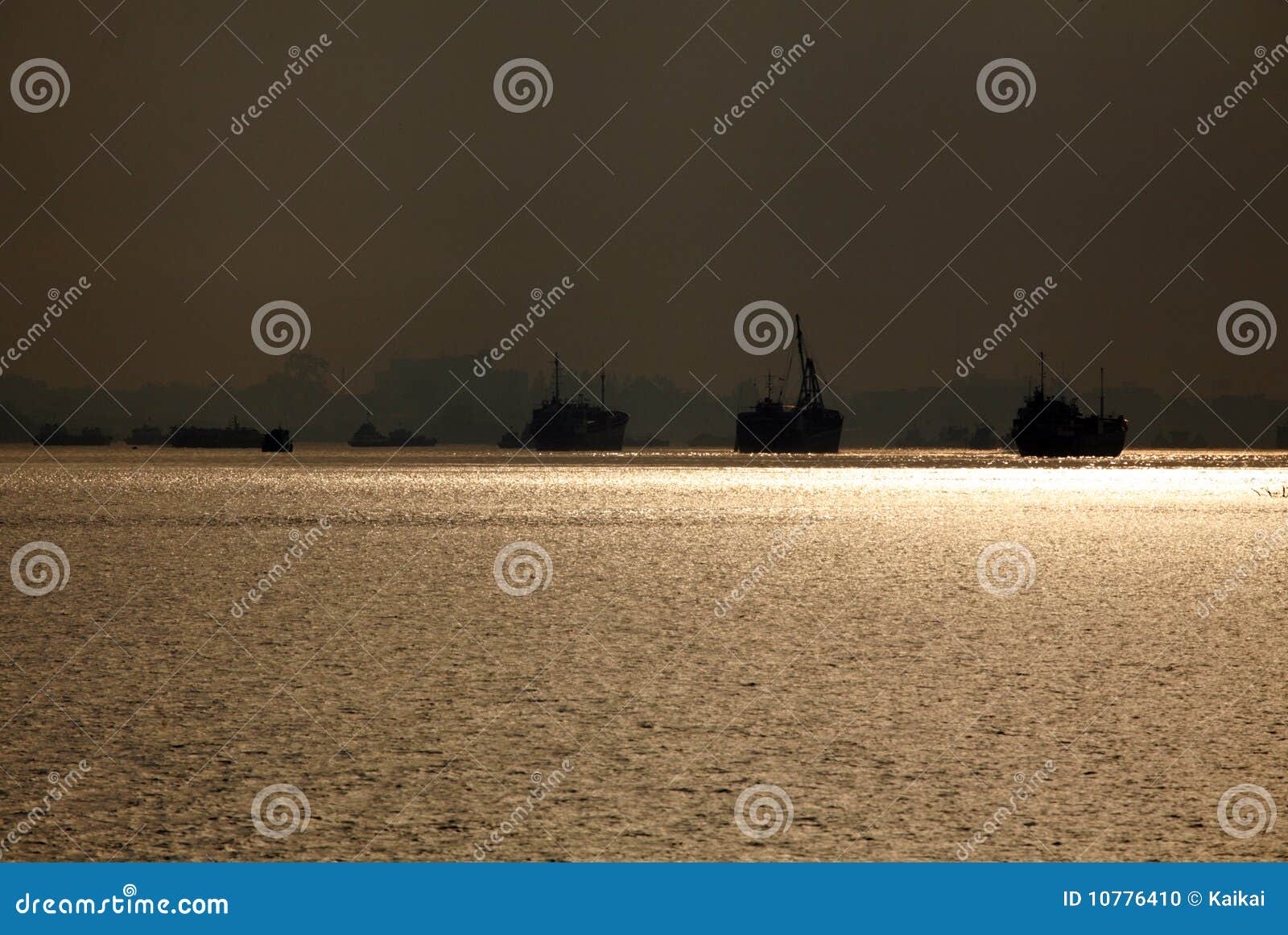Morning light at a harbour stock photo. Image of ships - 10776410