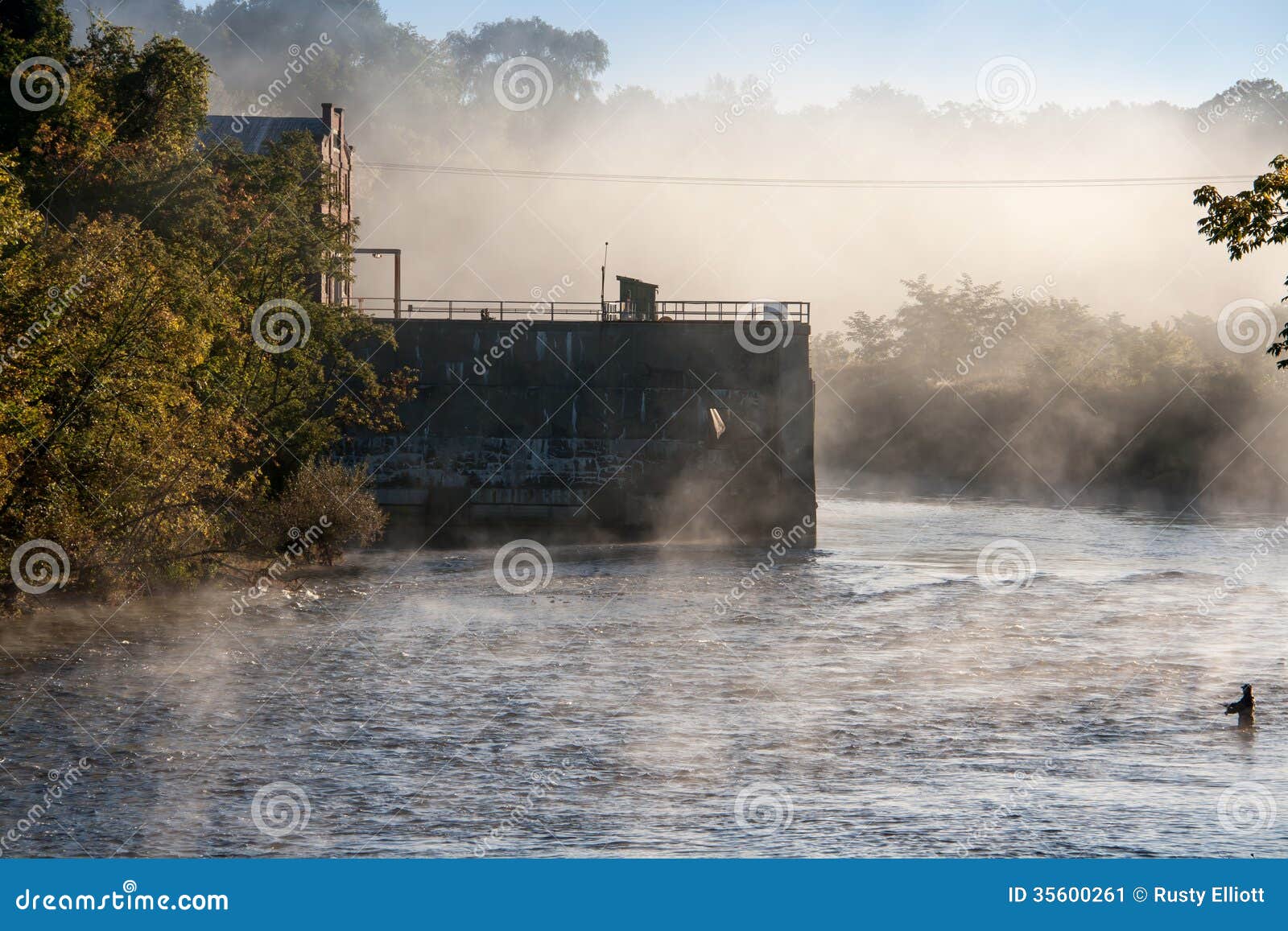 Morning mist stock image. Image of nature, morning, england - 35600261