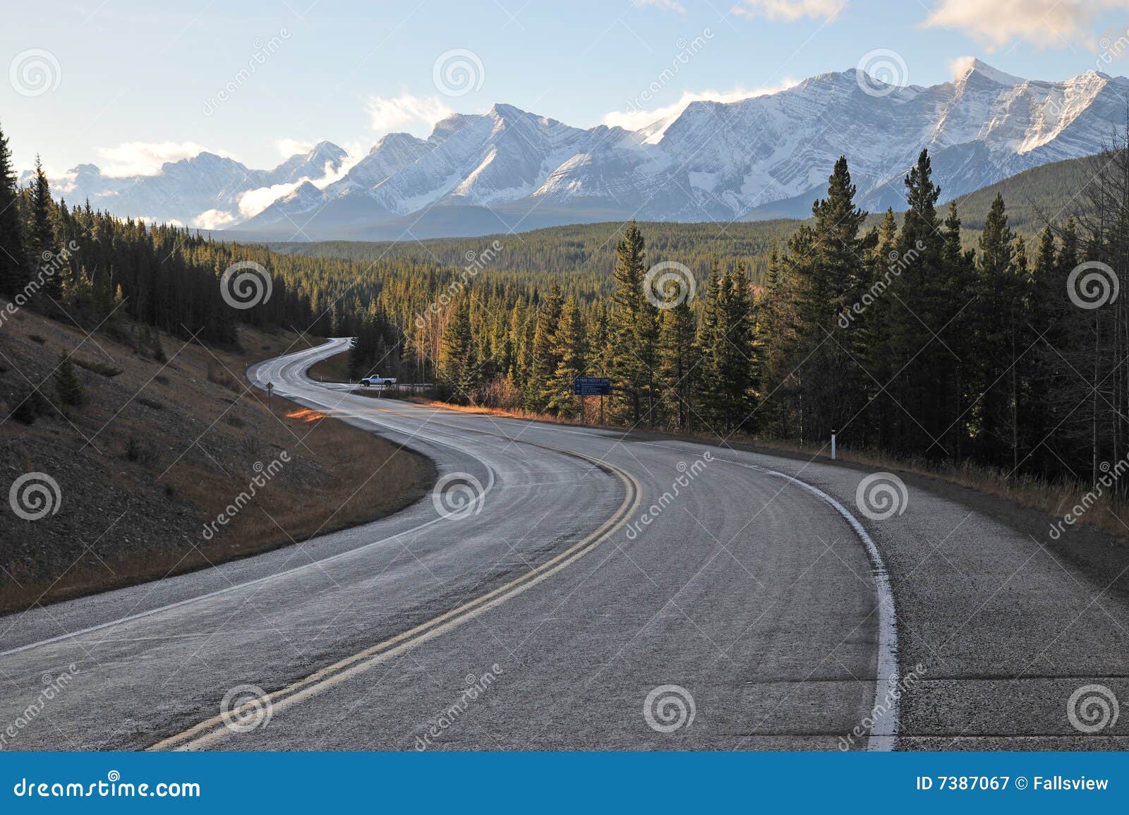 Morning Mountains and Highway Stock Image - Image of alpine, outdoor ...