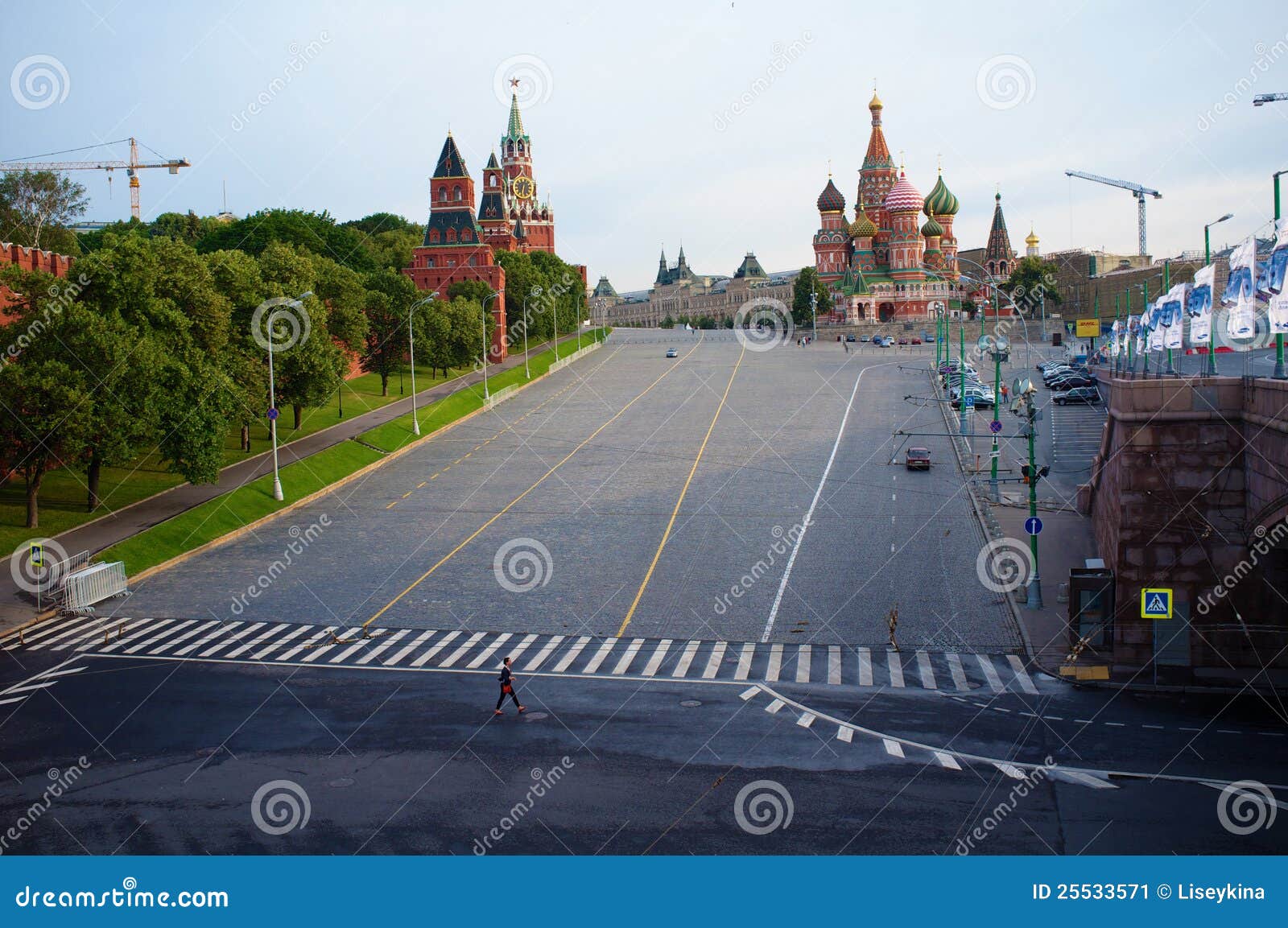 Morning at Red Square editorial photo. Image of capital - 25533571