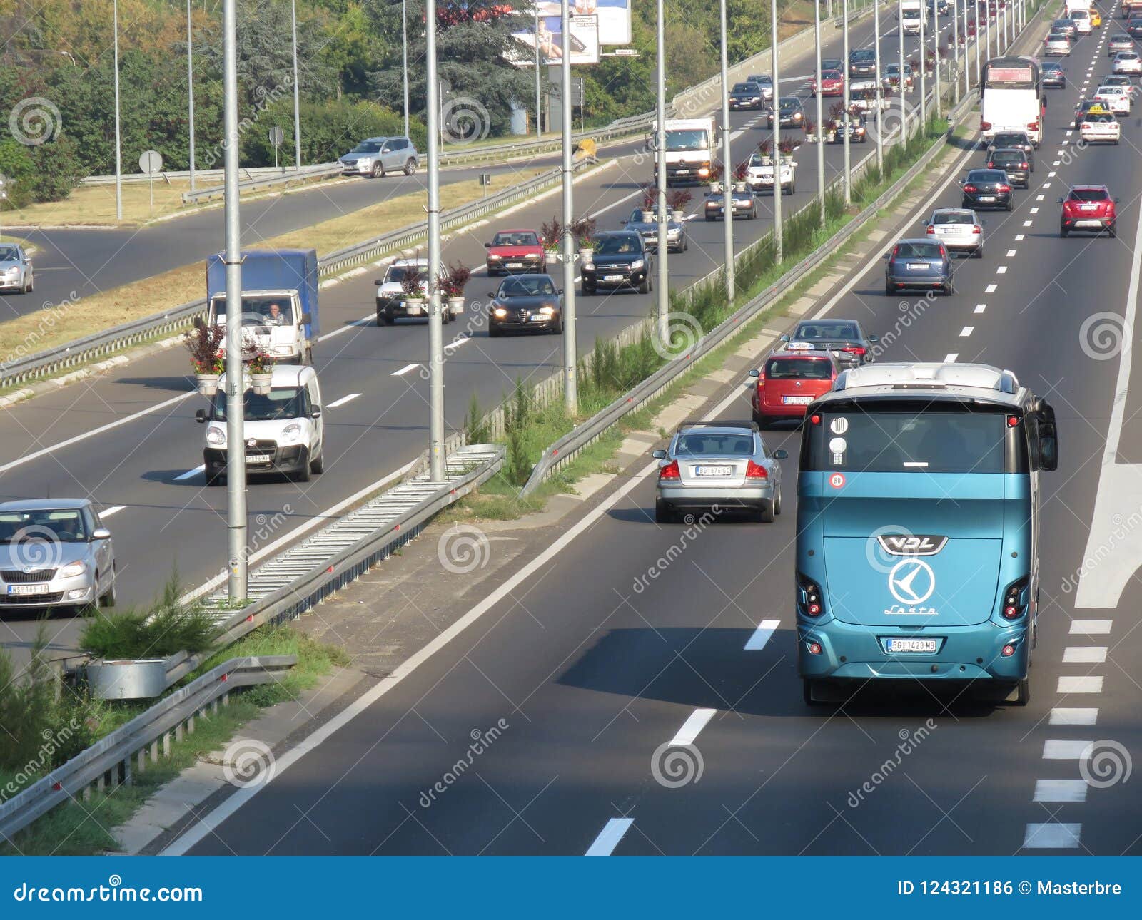 Morning rush on highway editorial photo. Image of belgrade - 124321186