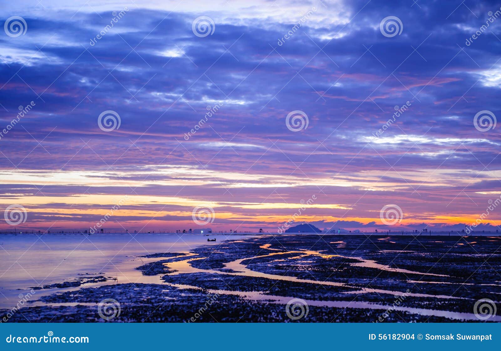 The Morning Sky, Beautiful Sea Stock Photo - Image of outdoor, sunlight ...