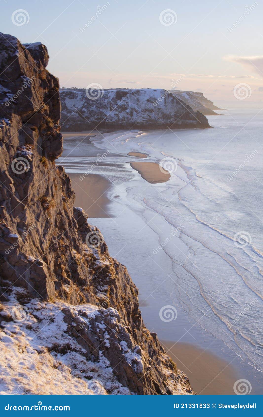 Morning Sun Lights Sheer Cliffs Stock Image - Image of chill, fresh ...