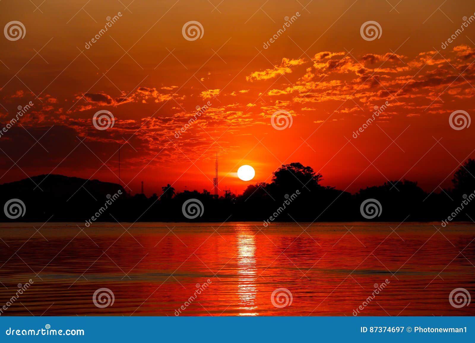 Morning Sun Rise on the River. Stock Image - Image of lake, reflection ...