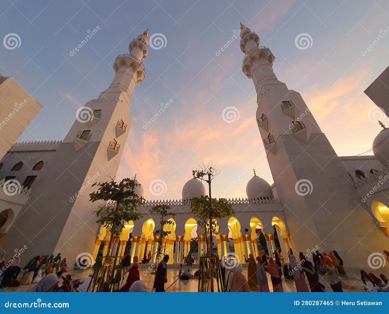 Morning View at Sheikh Zayed Grand Mosque, Surakarta, Central Java on ...