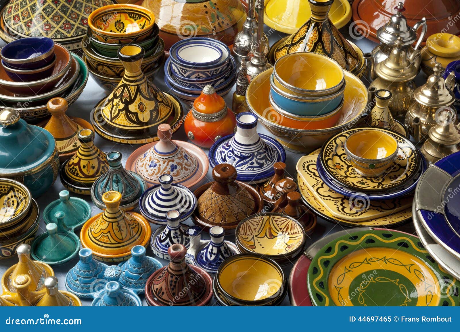 Moroccan Ceramics On The Market Stock Photo - Image: 44697465