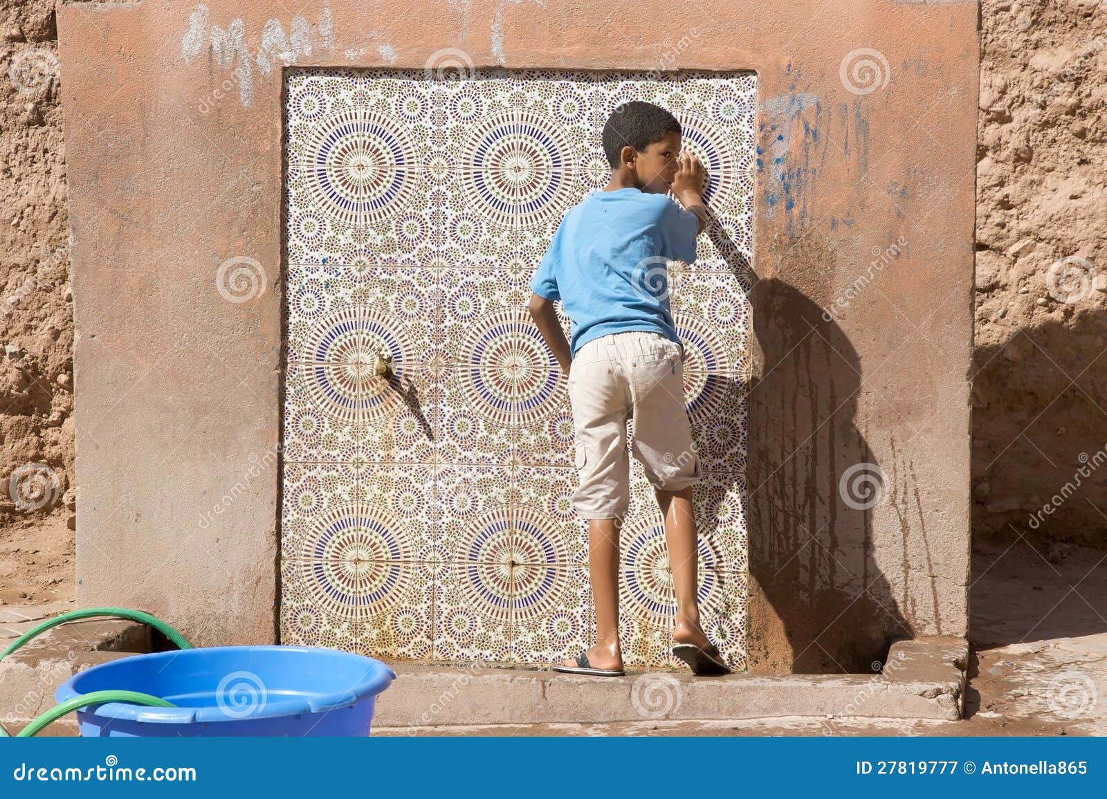 Moroccan child editorial photography. Image of culture - 27819777