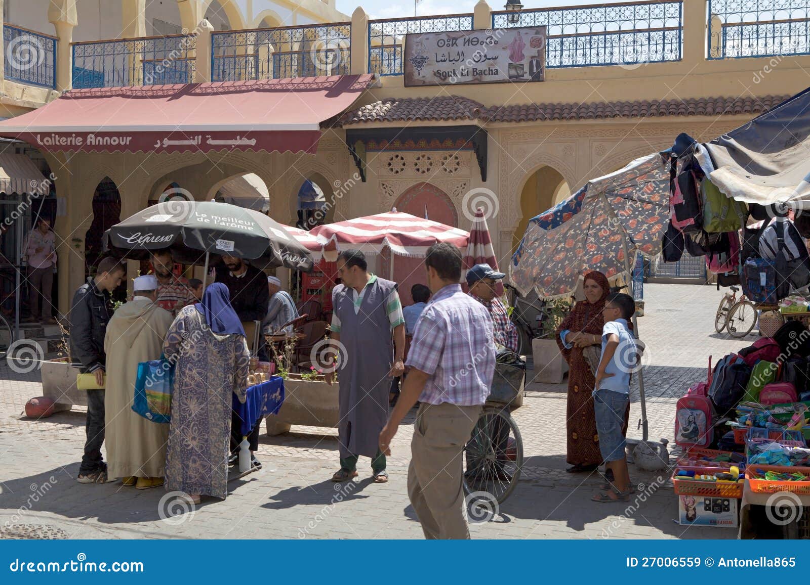 Moroccan people editorial stock image. Image of traditional - 27006559