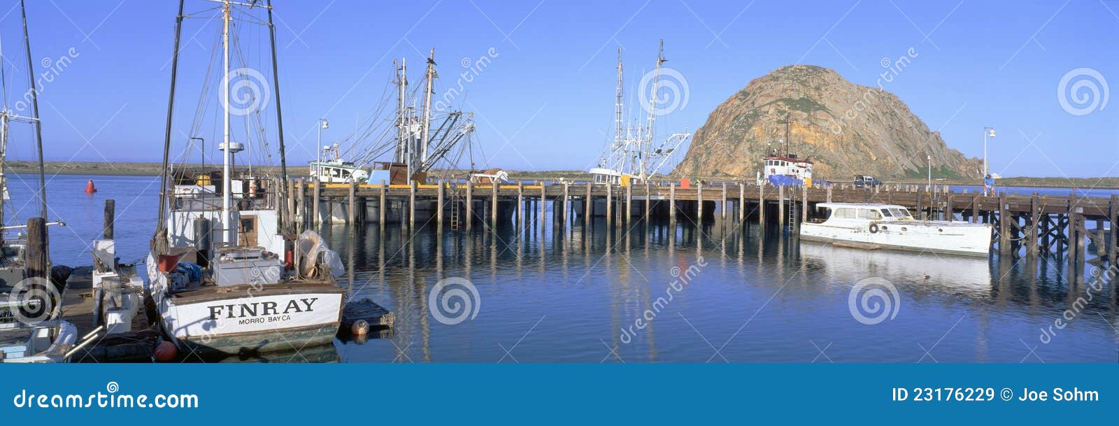 Morro Bay editorial stock image. Image of leisure, industry - 23176229