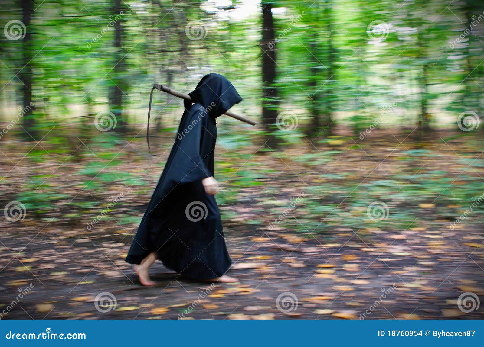 Morte con la falce fotografia stock. Immagine di movimento - 18760954