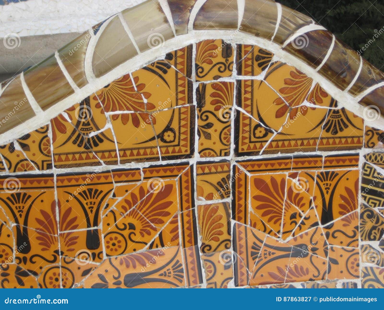 Mosaic-rail-of-the-main-terrace Picture. Image: 87863827