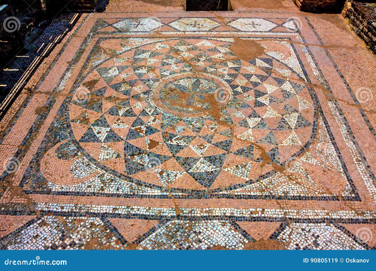 Mosaico del greco antico immagine stock. Immagine di classico - 90805119