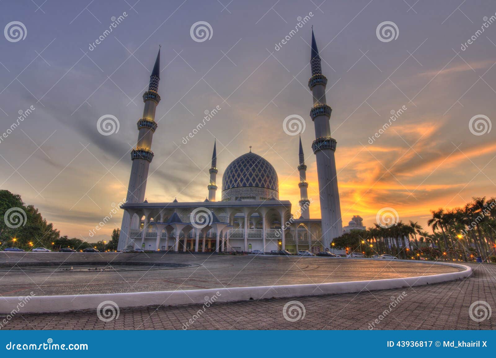 Moschea Del Blu Di Tramonto Immagine Stock - Immagine di paese ...