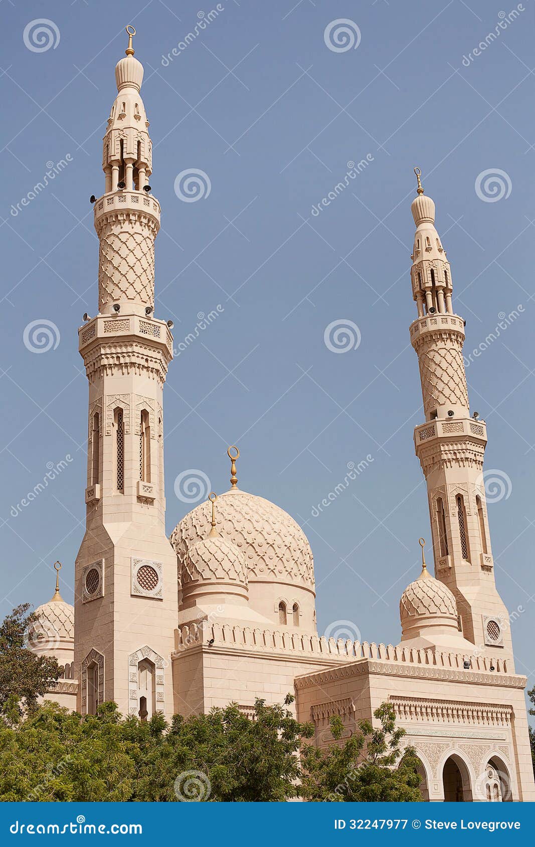 Moschea di Jumeirah, Dubai immagine stock. Immagine di dubai - 32247977