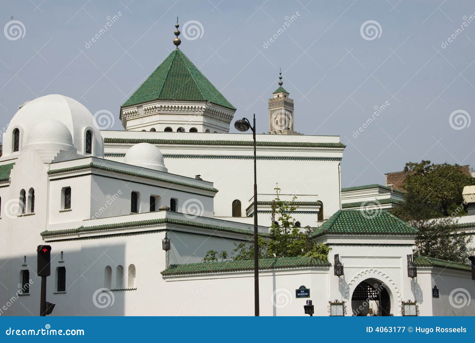 Moschea di Parigi immagine stock. Immagine di aperto, minareto - 4063177