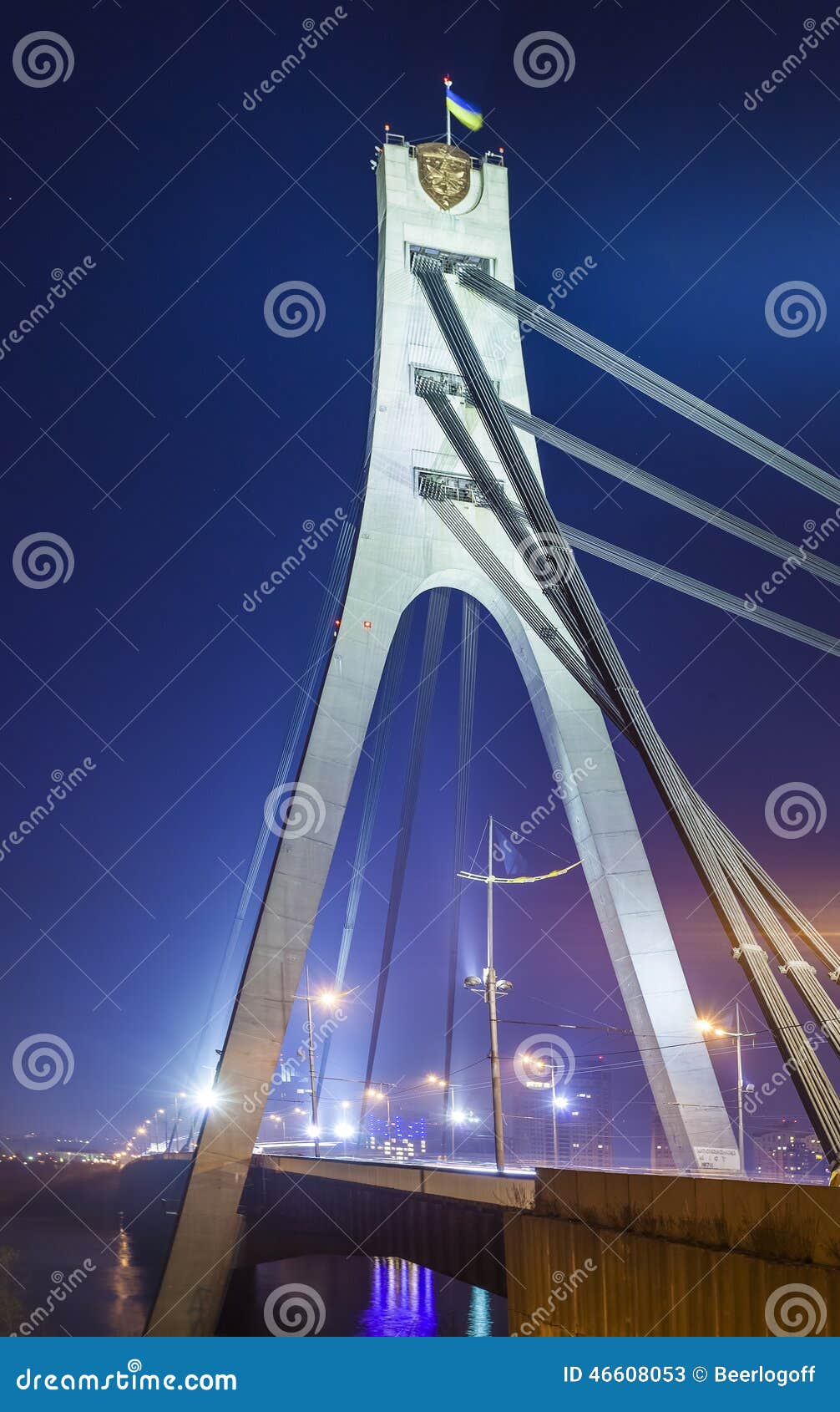 Moscow Bridge in Kiev at Night Stock Image - Image of background, coast ...