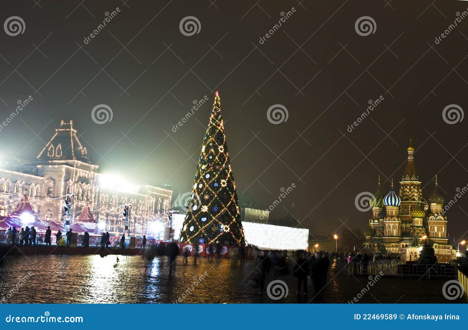 Moscow, Christmas Tree on Red Square Editorial Stock Image - Image of ...