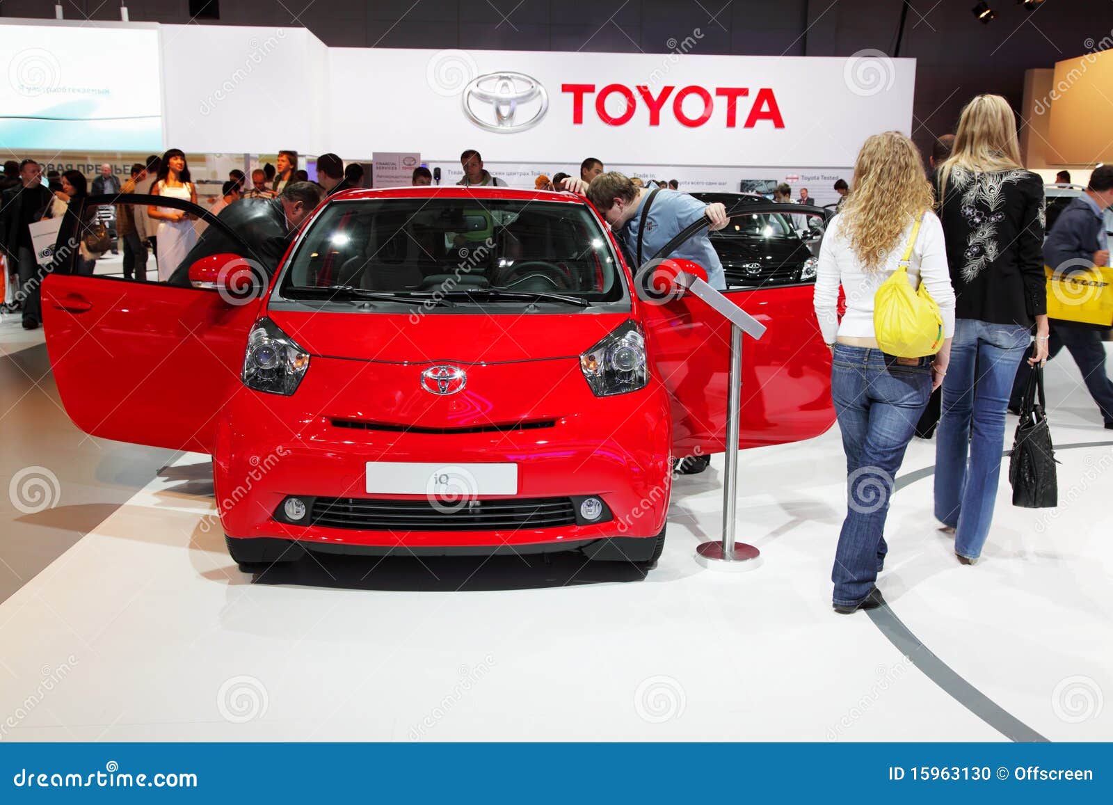 Moscow International Motor Show 2010 Editorial Image - Image of moscow ...